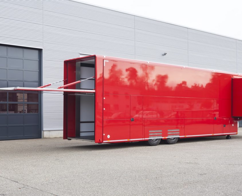 Referenz VDS Racing Adventures - Racetrailer Car Pop Out