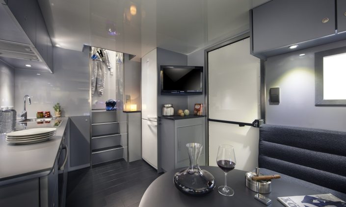 Race trailer living quarters: We customize your Racetrailer
