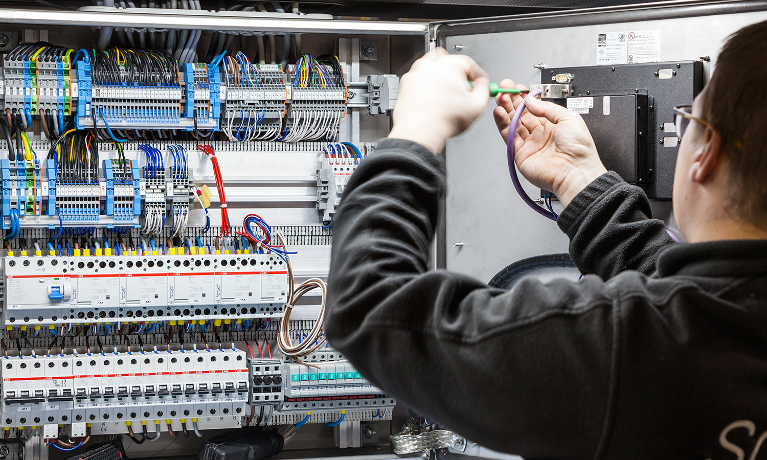 Ausbildung zum Elektroinstallateur - bei Bischoff+Scheck AG